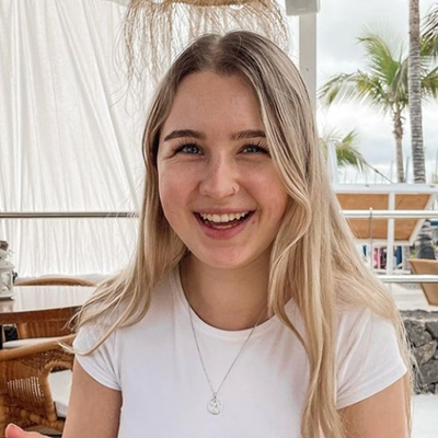 Lydia Violeta - Agent, Manager, Publicist Contact Info