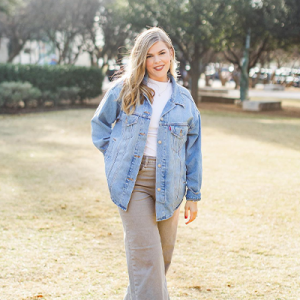 Allie Stuckey - Agent, Manager, Publicist Contact Info