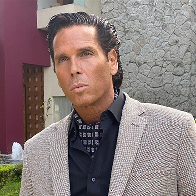 Roberto Palazuelos - Agent, Manager, Publicist Contact Info