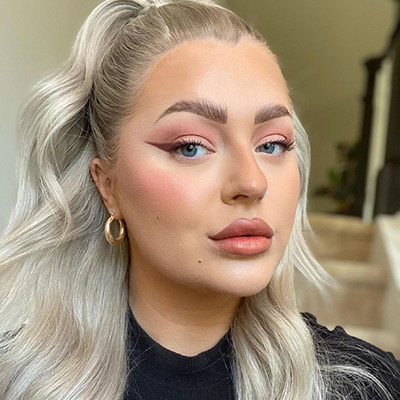 Stephanie Stipes - Agent, Manager, Publicist Contact Info