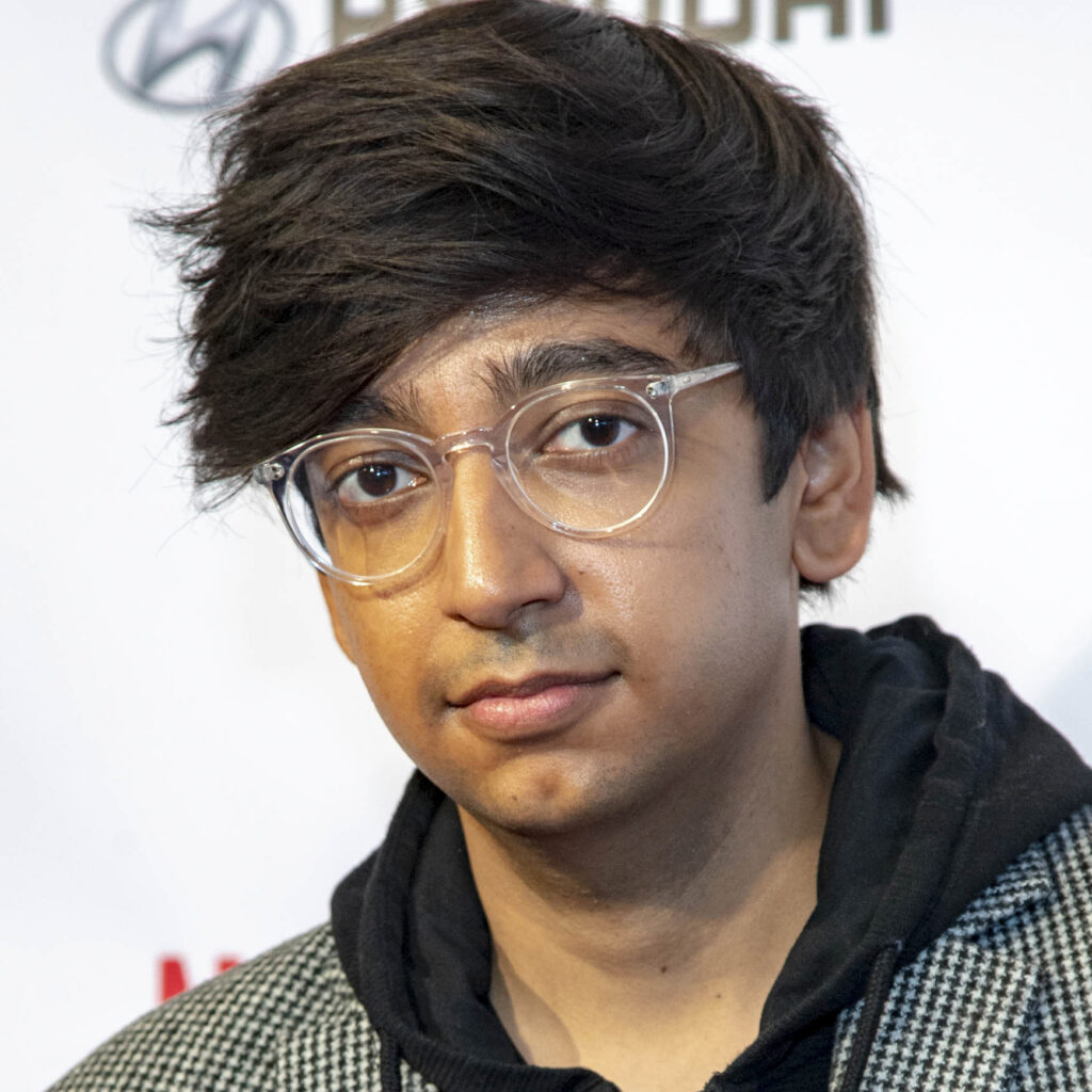 Nik Dodani - Agent, Manager, Publicist Contact Info