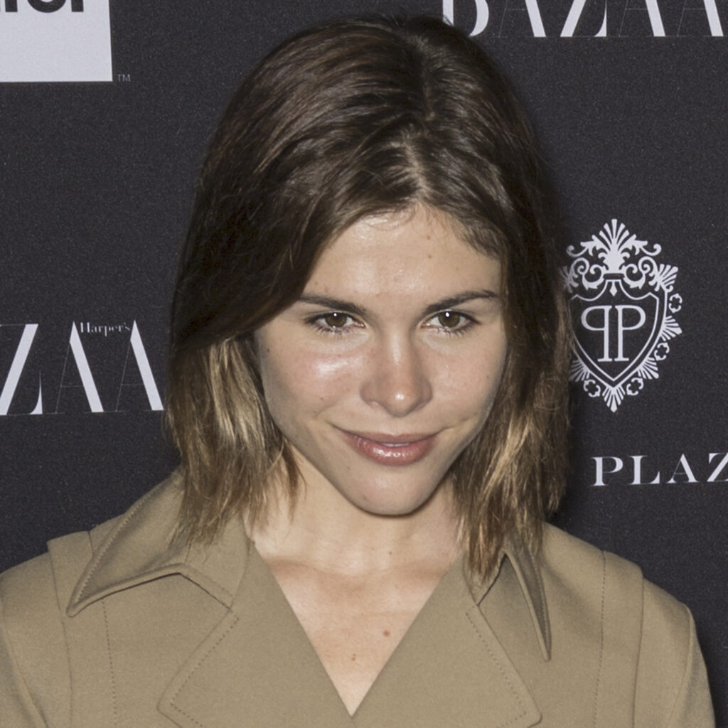 Emily Weiss - Agent, Manager, Publicist Contact Info
