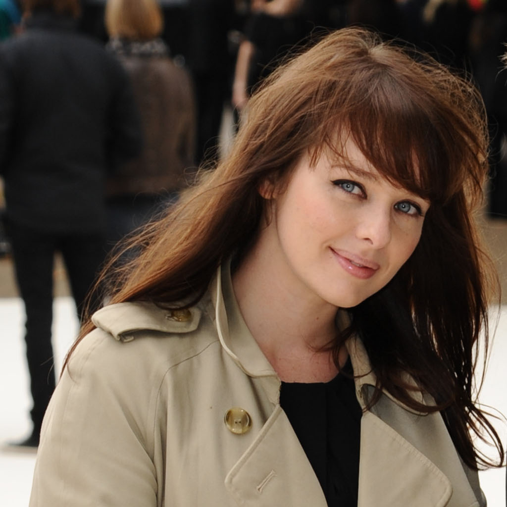 Paula Walker - Agent, Manager, Publicist Contact Info