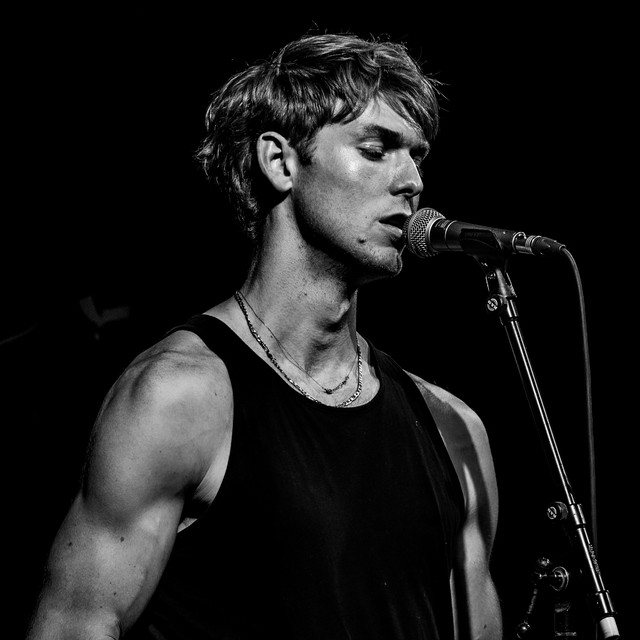 Dan Whitlam - Agent, Manager, Publicist Contact Info