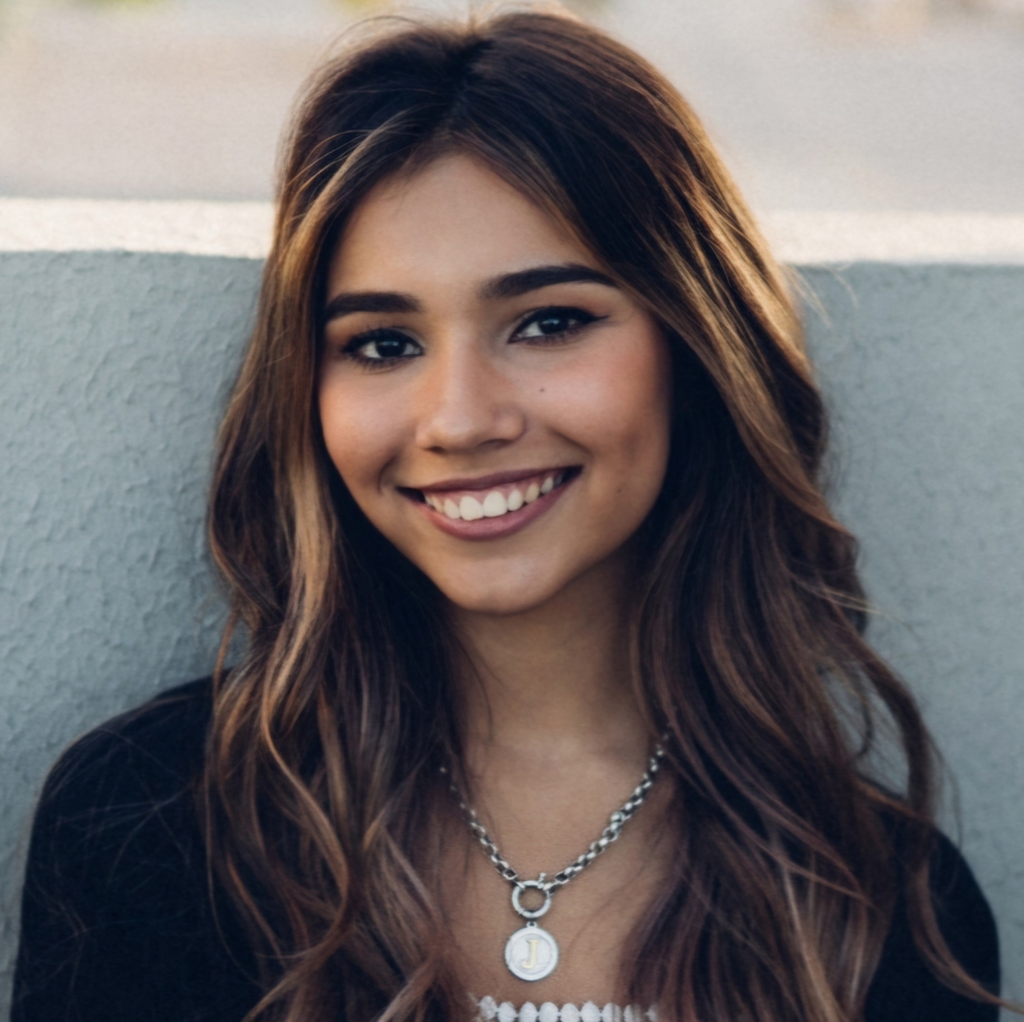 Juli Obregon - Agent, Manager, Publicist Contact Info