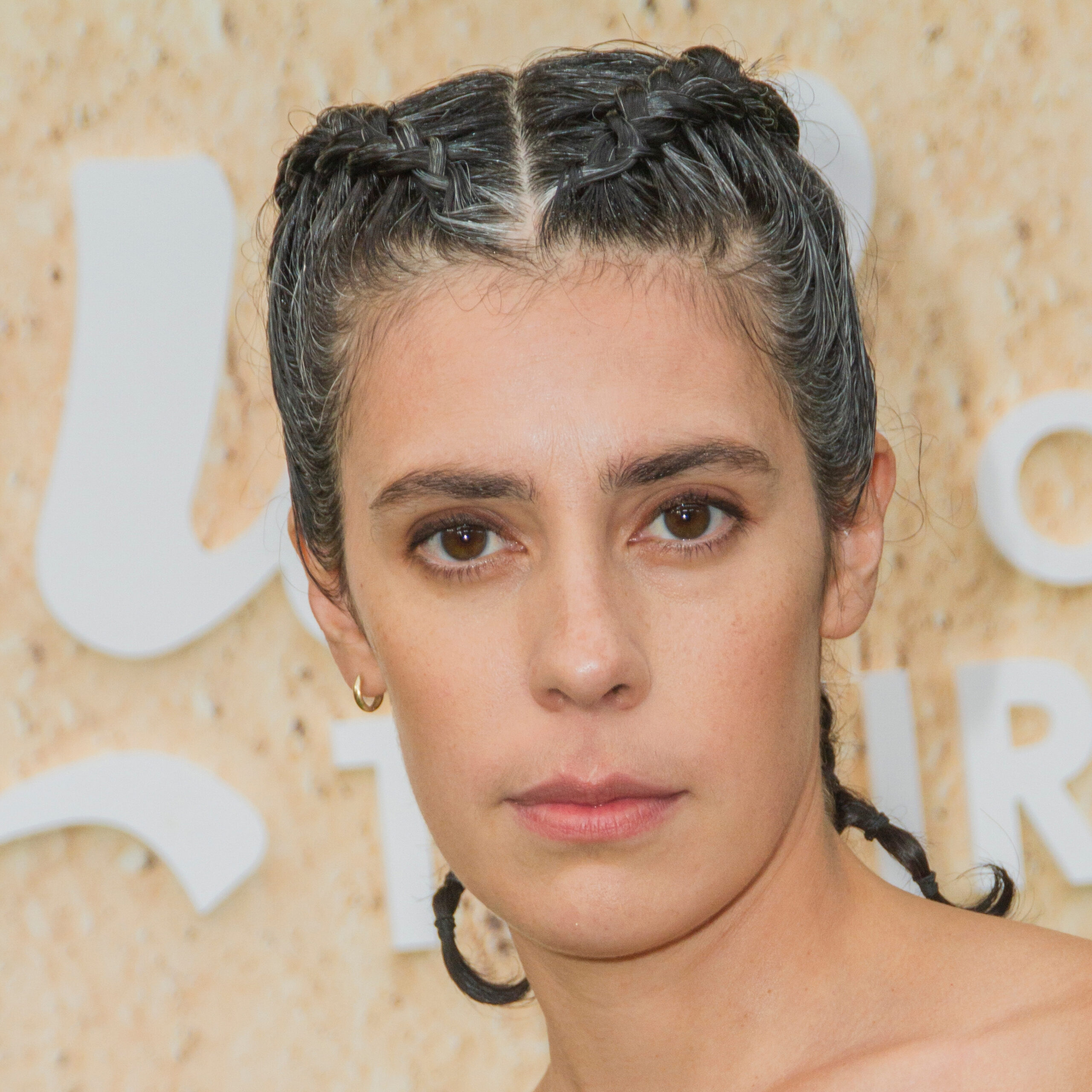 Roberta Colindrez - Agent, Manager, Publicist Contact Info