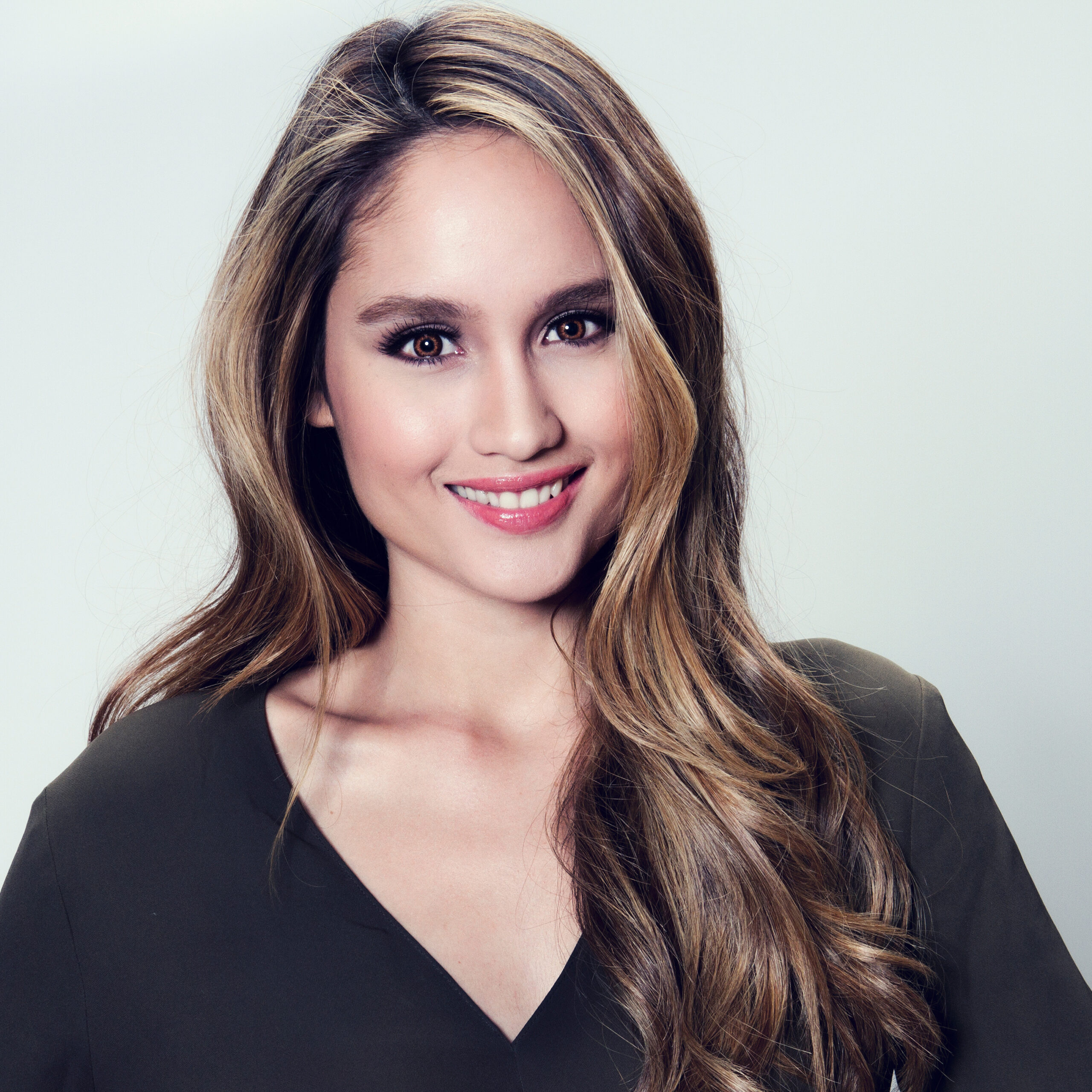 Cinta Laura Kiehl - Agent, Manager, Publicist Contact Info