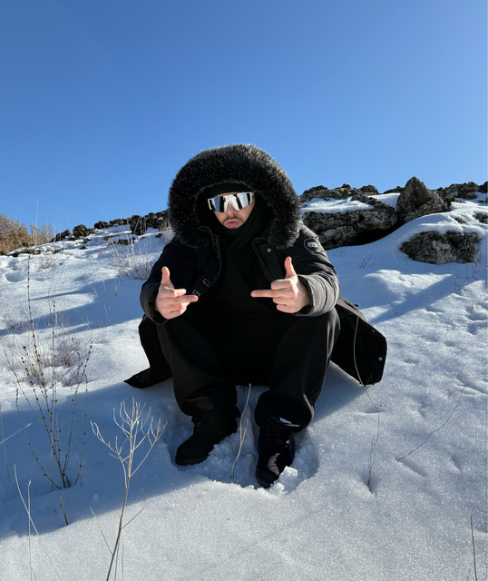 Enzo Benz - Agent, Manager, Publicist Contact Info