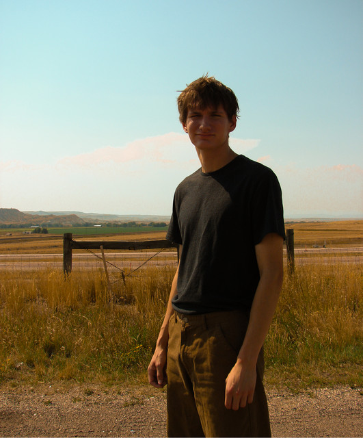 Elias Hix - Agent, Manager, Publicist Contact Info