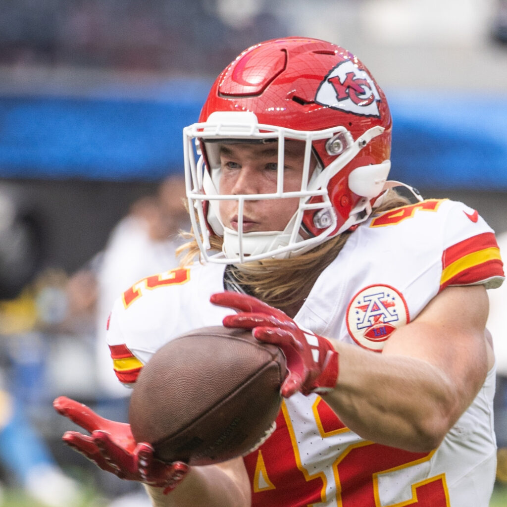 Carson Steele - Agent, Manager, Publicist Contact Info