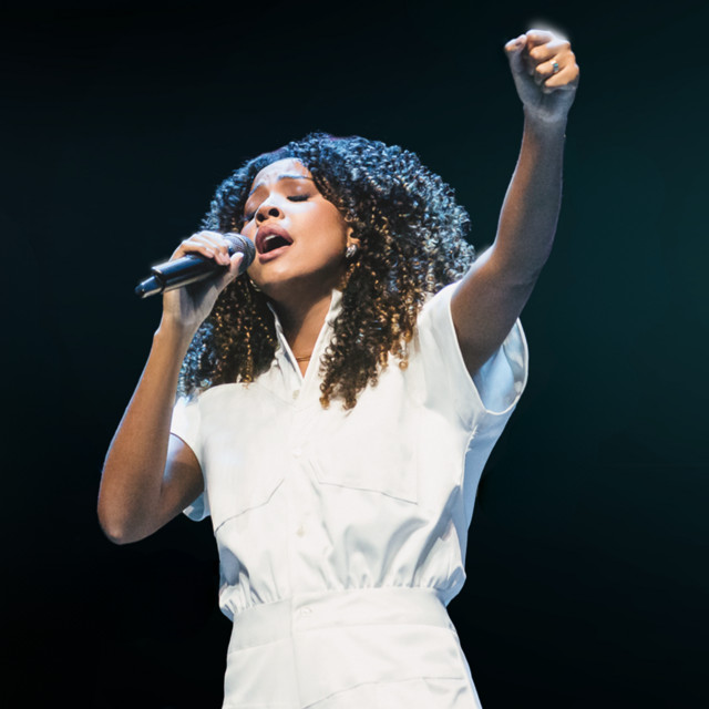 Gabriela Gomes - Agent, Manager, Publicist Contact Info